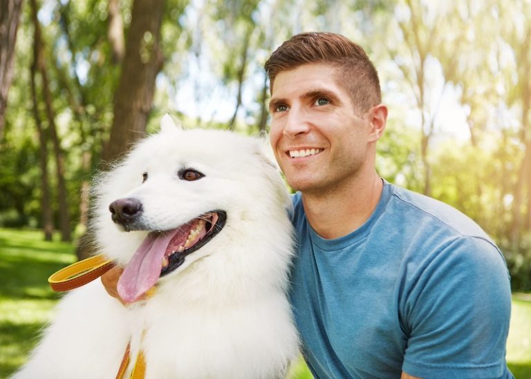 10 Common Personality Traits of Dog People